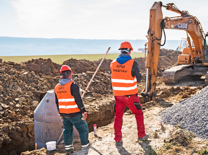 Stavíme na moderních materiálech a technologiích, kvalitě a ekologii. A ...